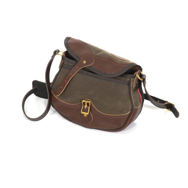 Frost River Bag: Medium Premium Shell – ESSE Purse Museum & Store