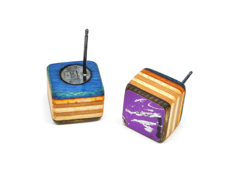 Tara Locklear Earrings: Cube Posts – ESSE Purse Museum & Store